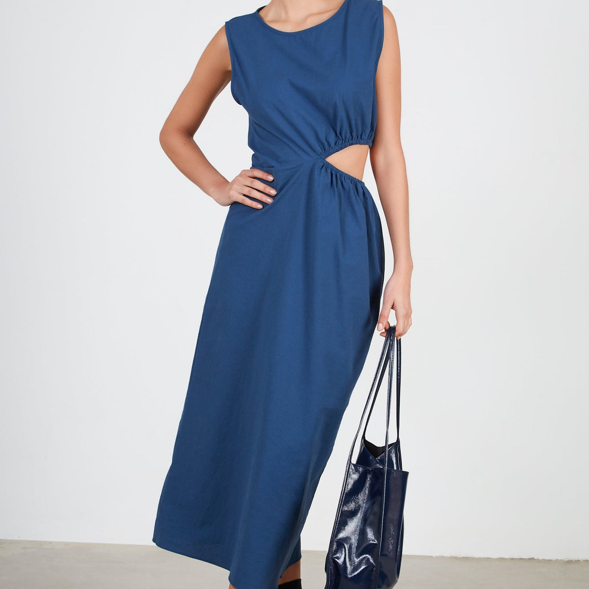 Deep blue side peek dress | Glassworks London